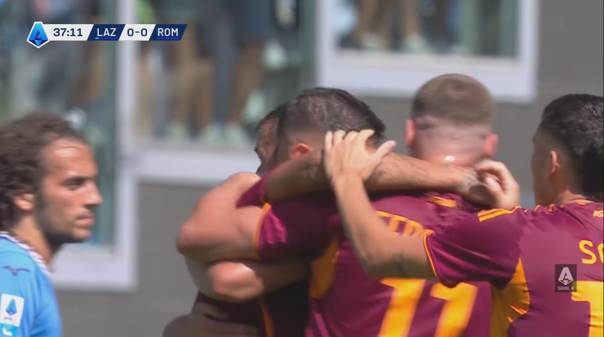 هدف فوز روما علي لاتسيو (1-0) الدوري اللايطالي - بطولات