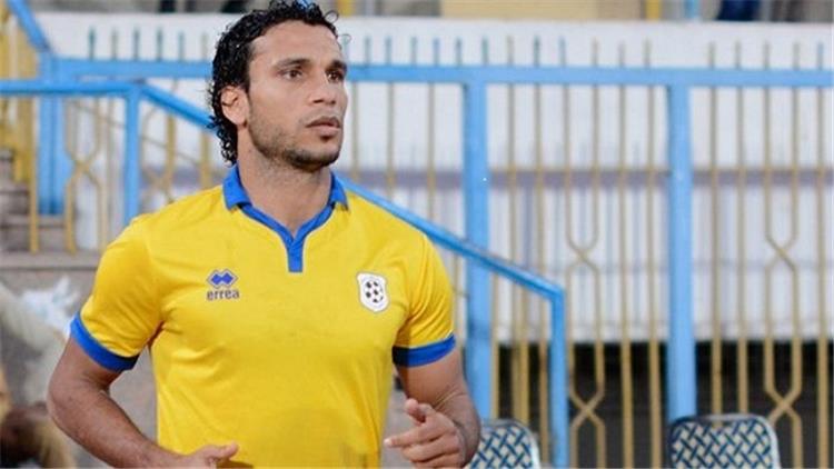 اتحاد الكرة يرفض قيد السعيد في قائمة الزمالك ويهدد بإيقاف اللاعب بطولات