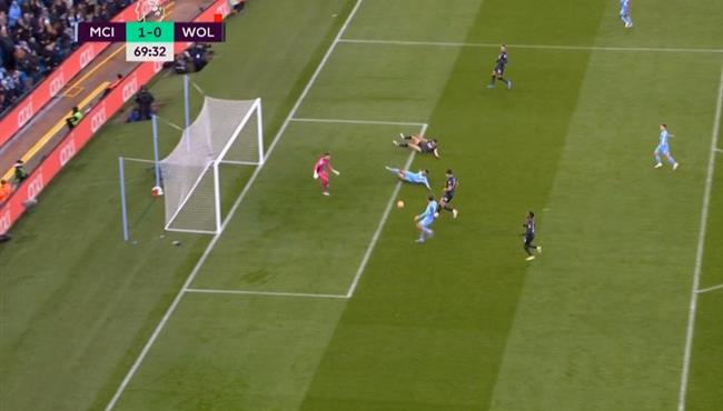 جريليش يهدر هدف محقق في مباراة مانشستر سيتي وولفرهامبتون - بطولات